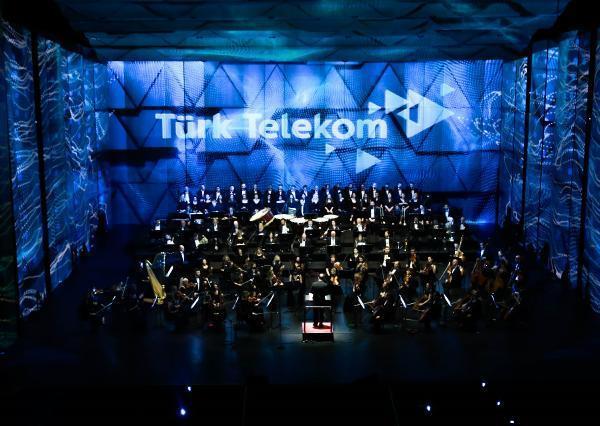 AKM Türk Telekom Opera Salonu’nda gala gecesine özel performans ...