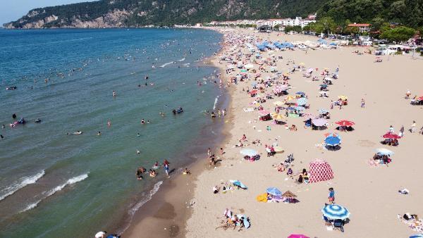 İnkum’da hafta sonu yoğunluğu; girişler kapatıldı - Son Dakika Gündem ...