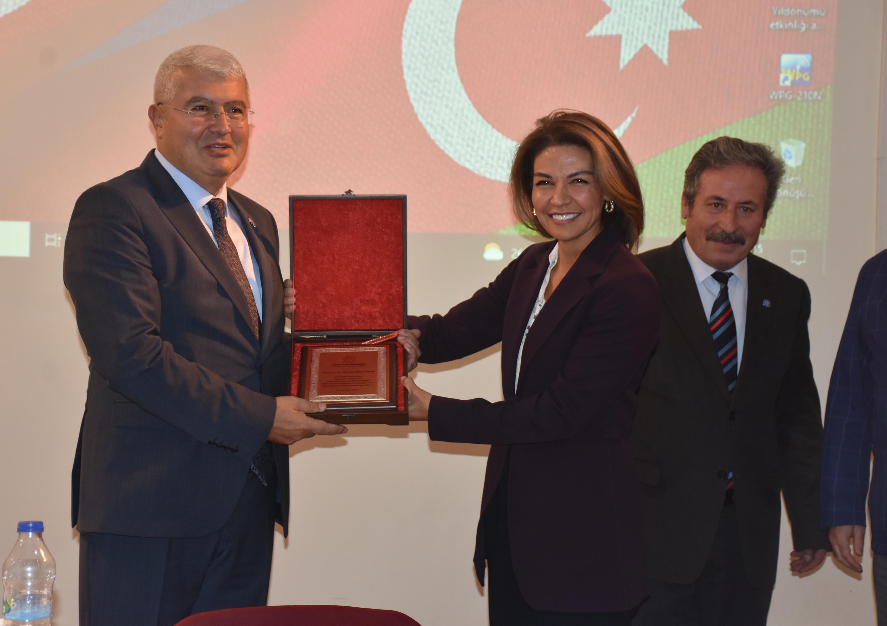 Azerbaycan panelinde 'Tek millet iki devlet' vurgusu - Güncel Gündem ... Azerbaycan panelinde 'Tek millet iki devlet' vurgusu - Güncel Gündem ...