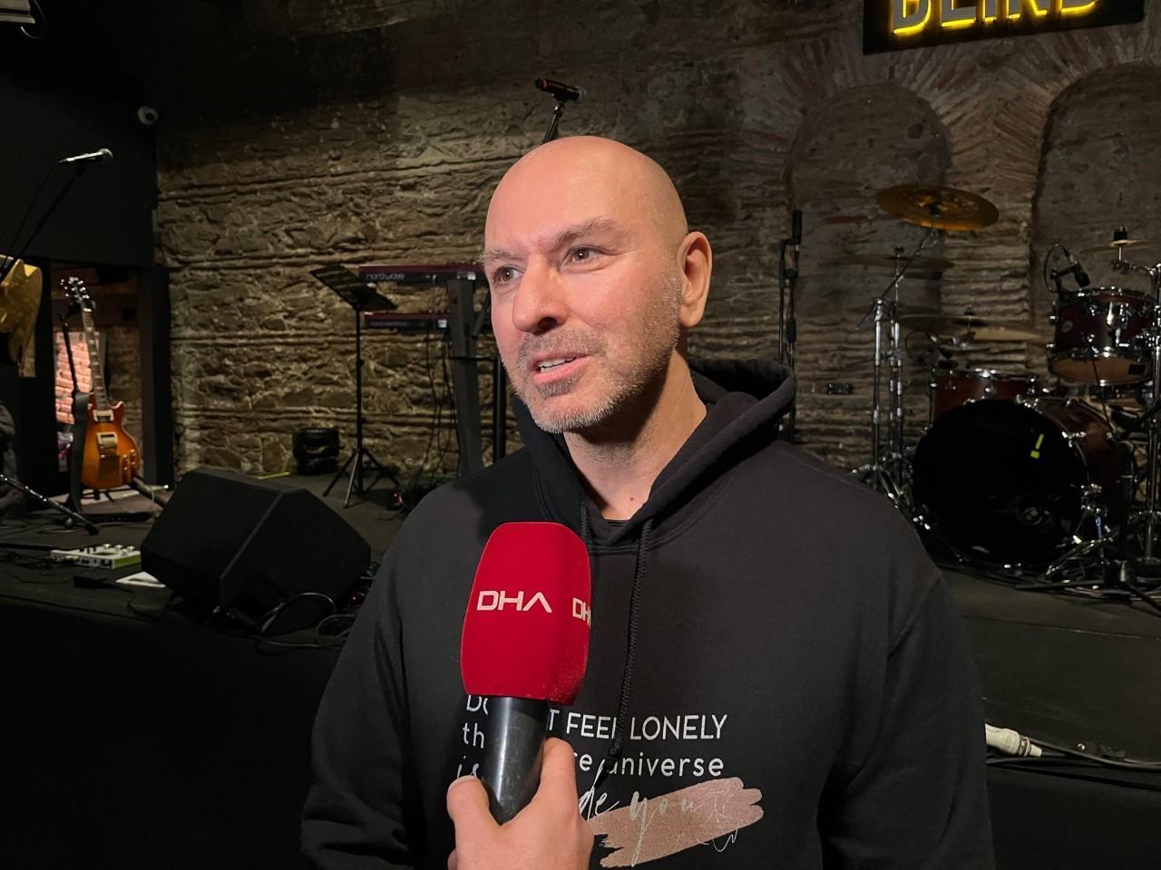 Demir Demirkan, yeni albümünü konserle tanıttı - Sanat Haberleri