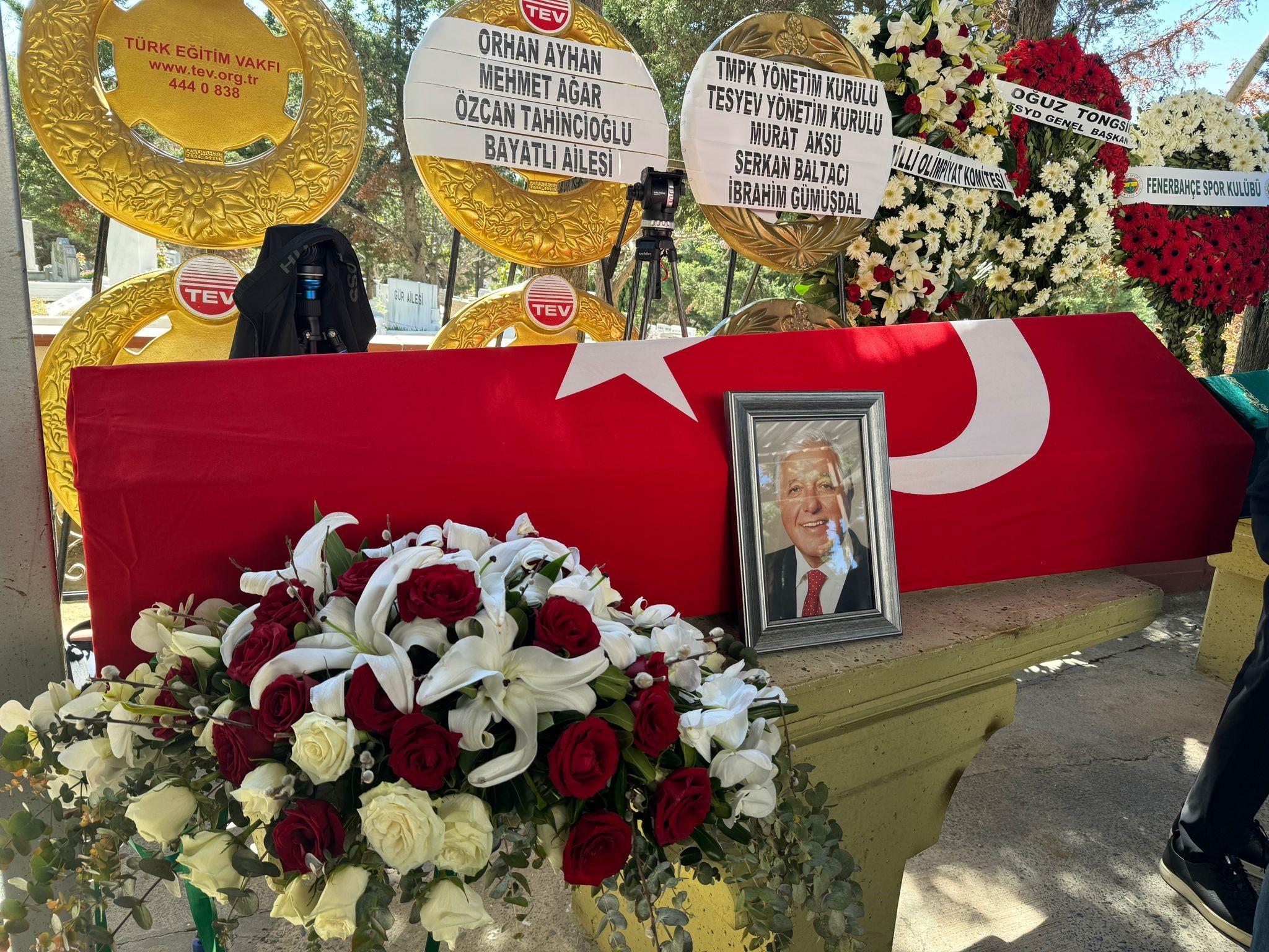 Togay Bayatlı son yolculuğuna uğurlandı - İstanbul Haberleri