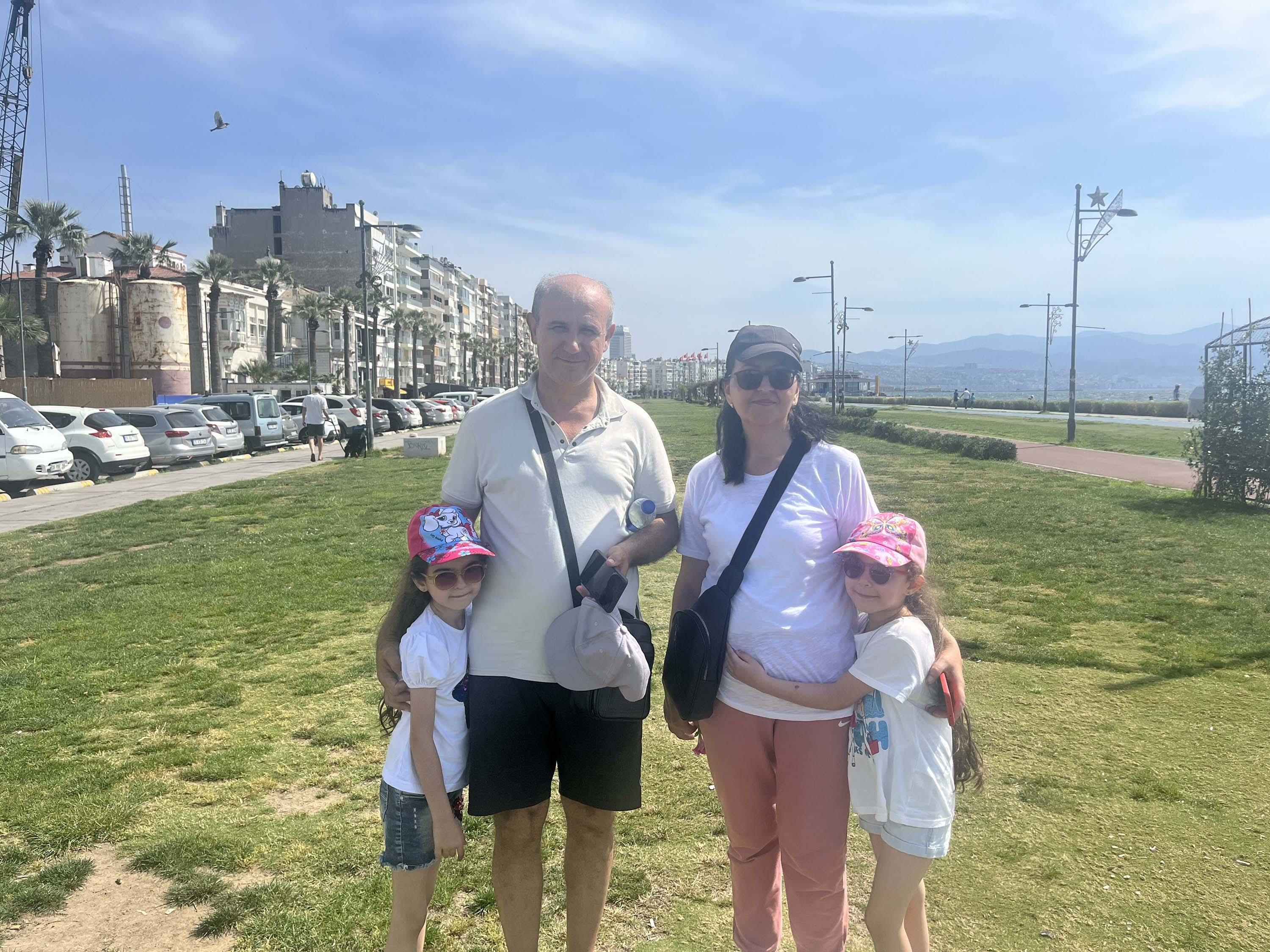 İzmir'de sıcak hava bunaltı; Kordon boş kaldı - Son Dakika Gündem Haberleri
