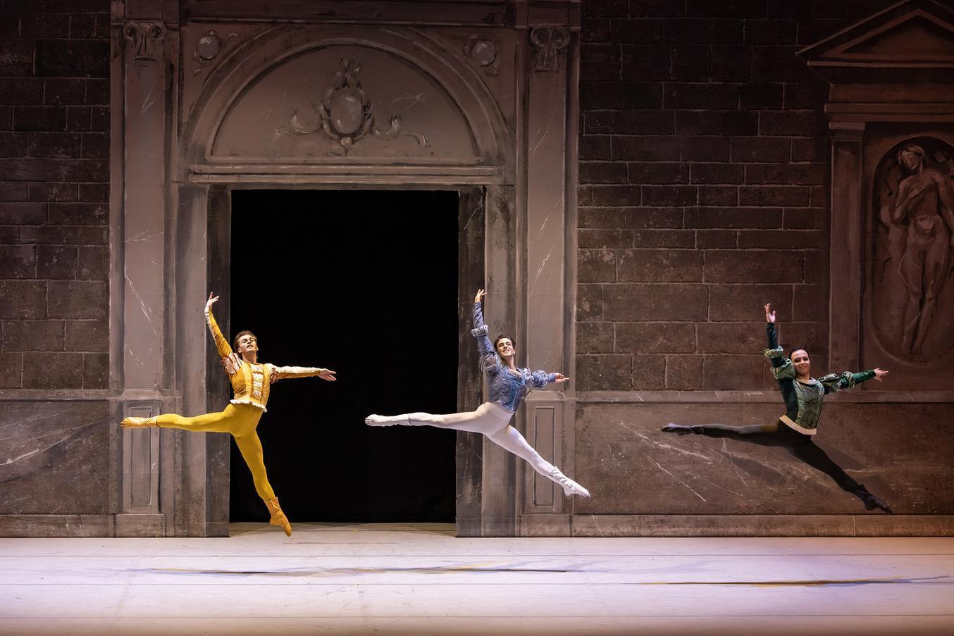 Romeo ve Juliet Balesi, AKM'de prömiyerini gerçekleştirdi - Kültür ...