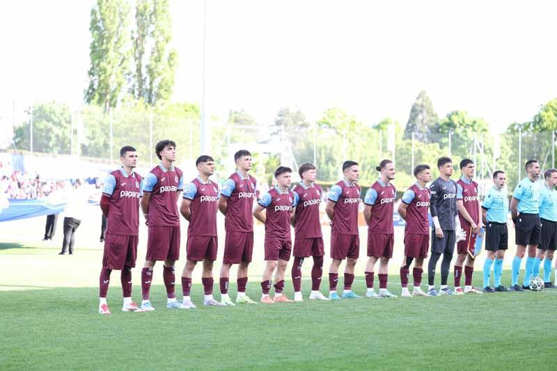Trabzonspor U19'u finalde mağlup eden Barcelona, Gençlik Ligi şampiyonu ...