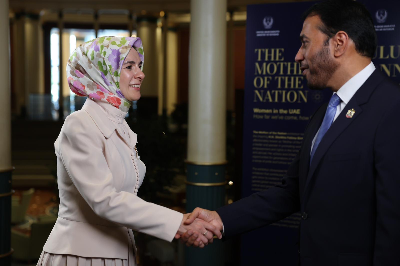 Emine Erdoğan'dan 'Ulusun Annesi' sergisi ile ilgili yazı - Kültür ve ...