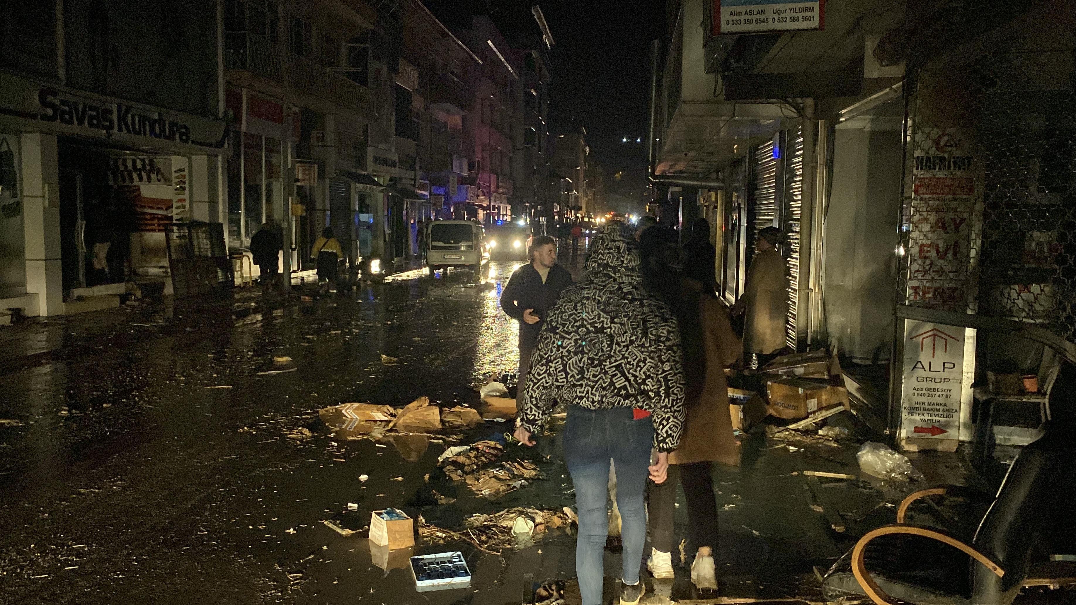 Samsun'da sağanak sele dönüştü (2) - Samsun Havza Haberleri